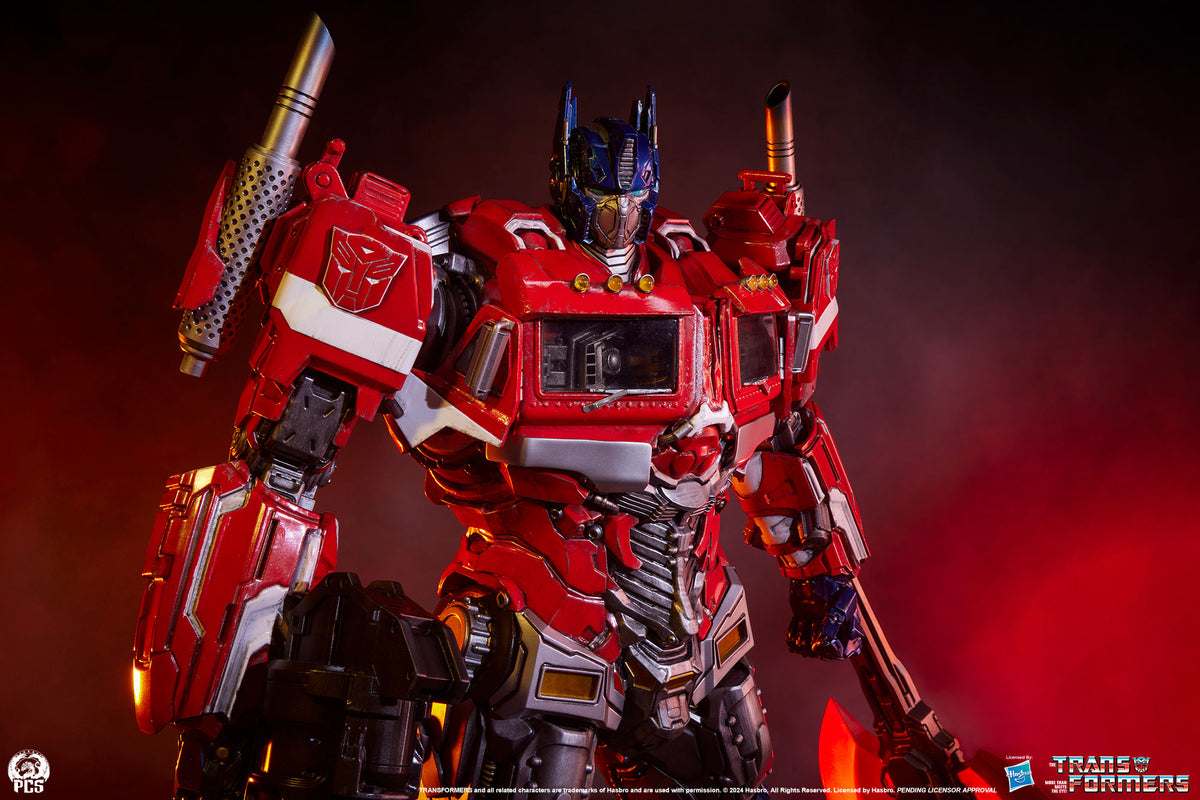 Optimus Prime (Deluxe Edition) Museum Scale Statue - Spec Fiction Shop