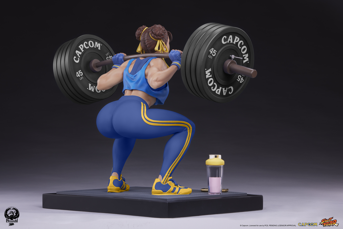 Chun-Li Powerlifting (Alpha) 1/4 Scale Statue - Spec Fiction Shop