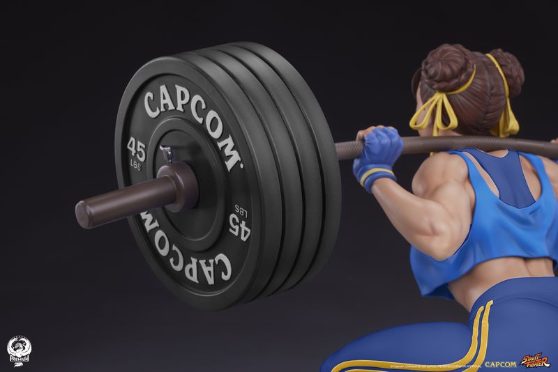 Chun-Li Powerlifting (Alpha) 1/4 Scale Statue - Spec Fiction Shop