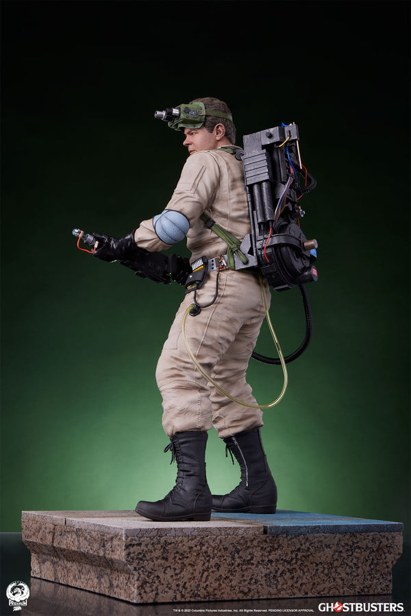Ghostbusters - Ray Stantz 1/4 Scale Statue - Spec Fiction Shop