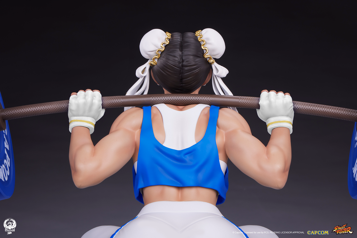 Chun-Li Powerlifting (Classic) 1/4 Scale Statue - Spec Fiction Shop