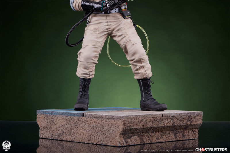 Ghostbusters - Ray Stantz 1/4 Scale Statue - Spec Fiction Shop