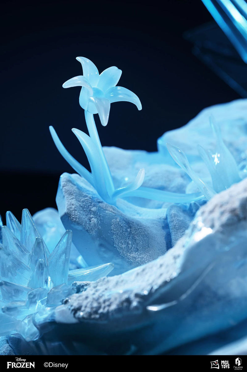 Frozen II - Elsa Statue - Spec Fiction Shop