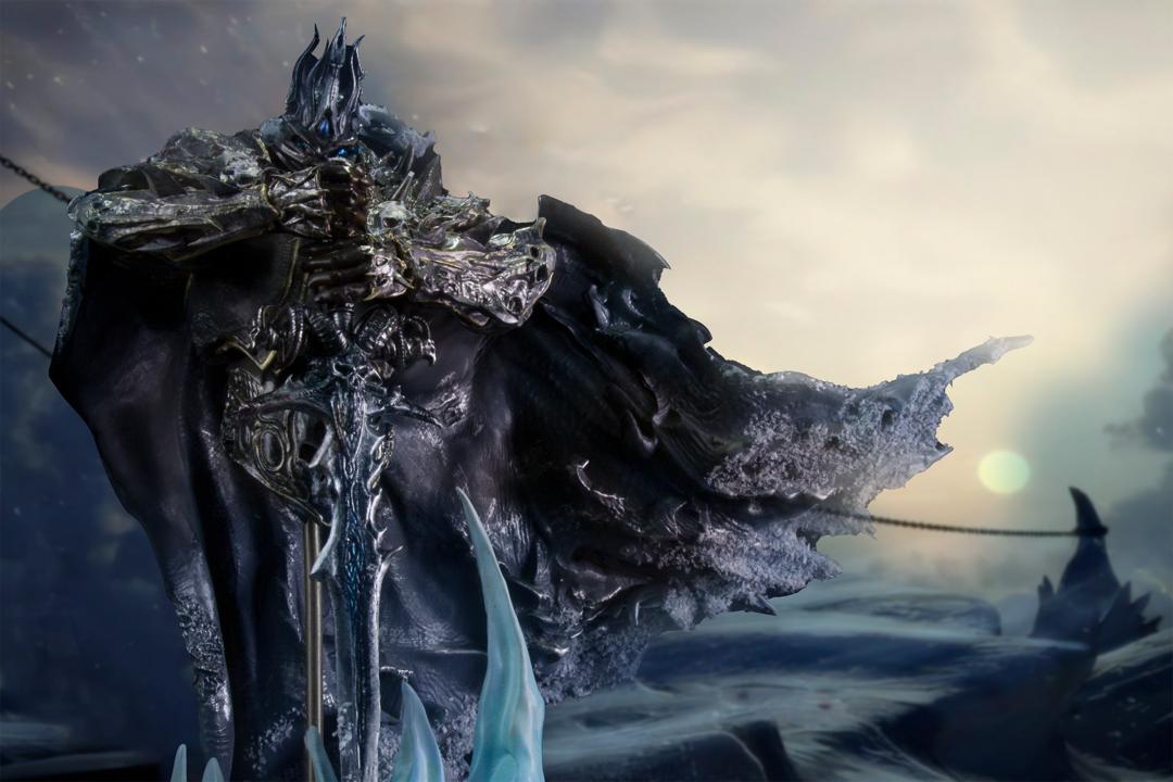 Arthas Statue - Spec Fiction Shop