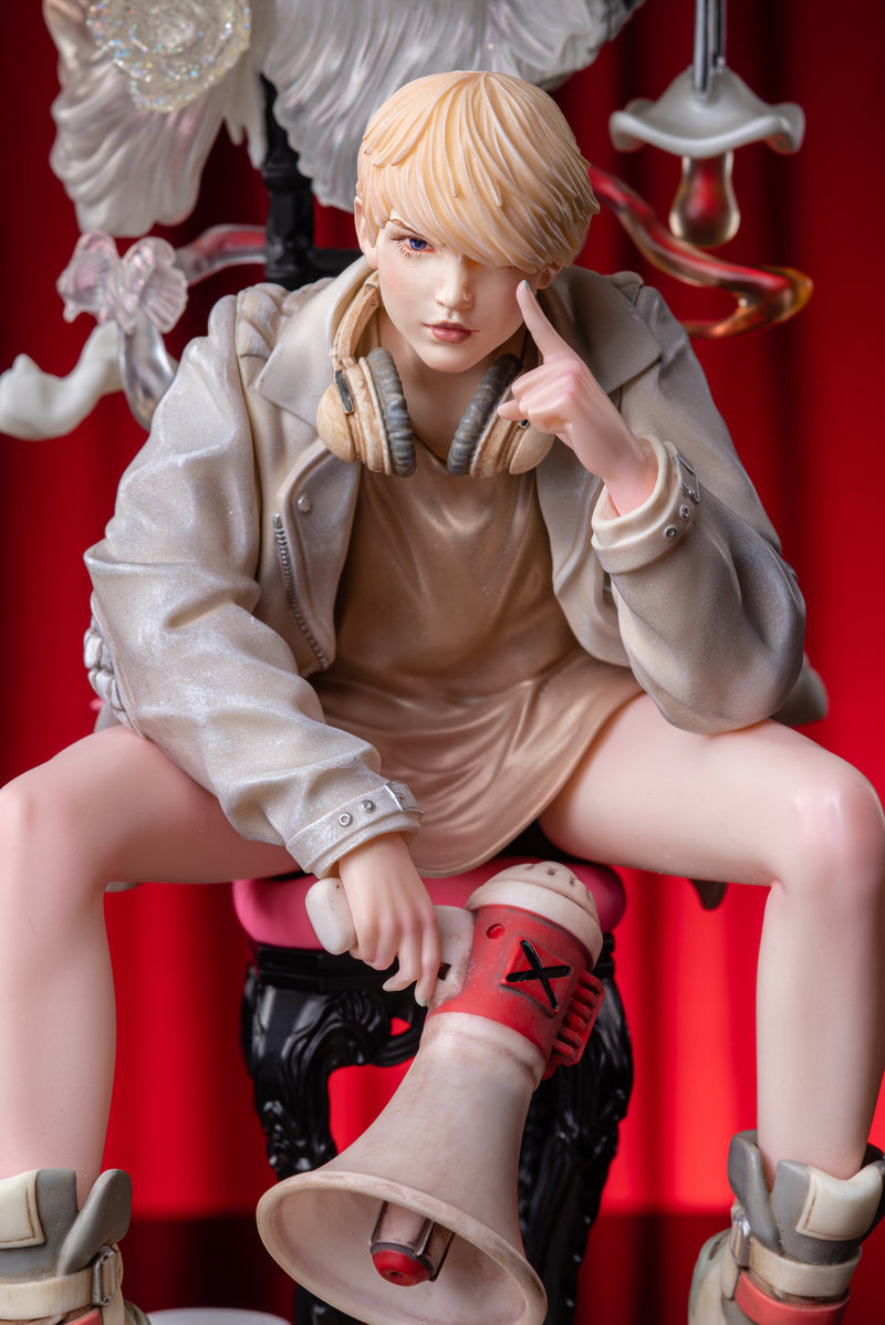 Girl Boss Statue - Spec Fiction Shop