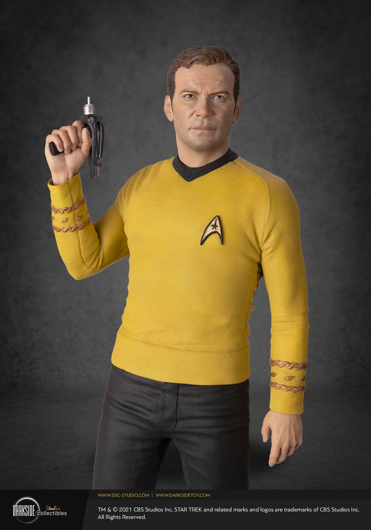 Captain James T. Kirk 1/3 Scale Statue - Spec Fiction Shop