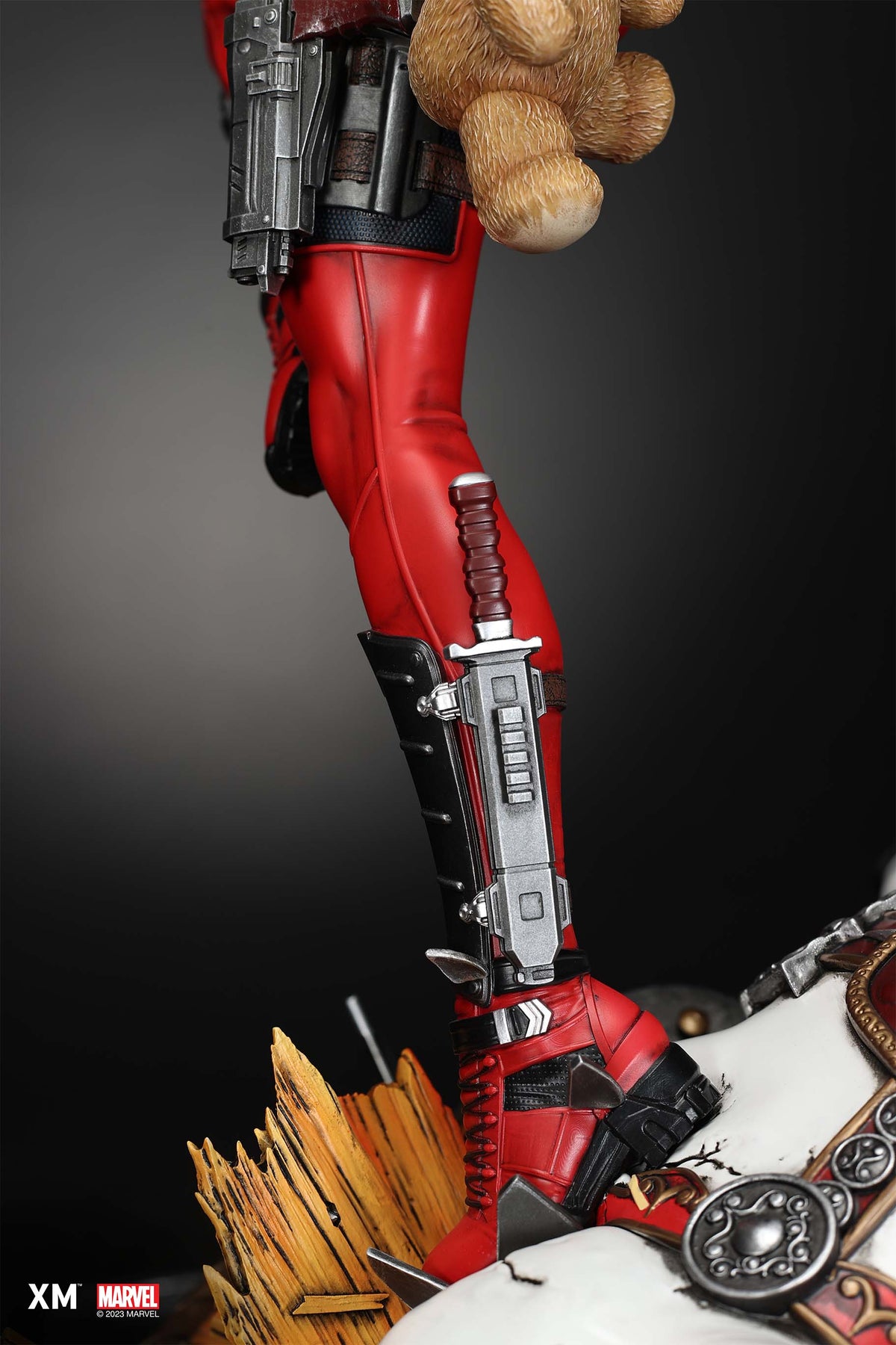 Lady Deadpool 1/4 Scale Statue - Spec Fiction Shop