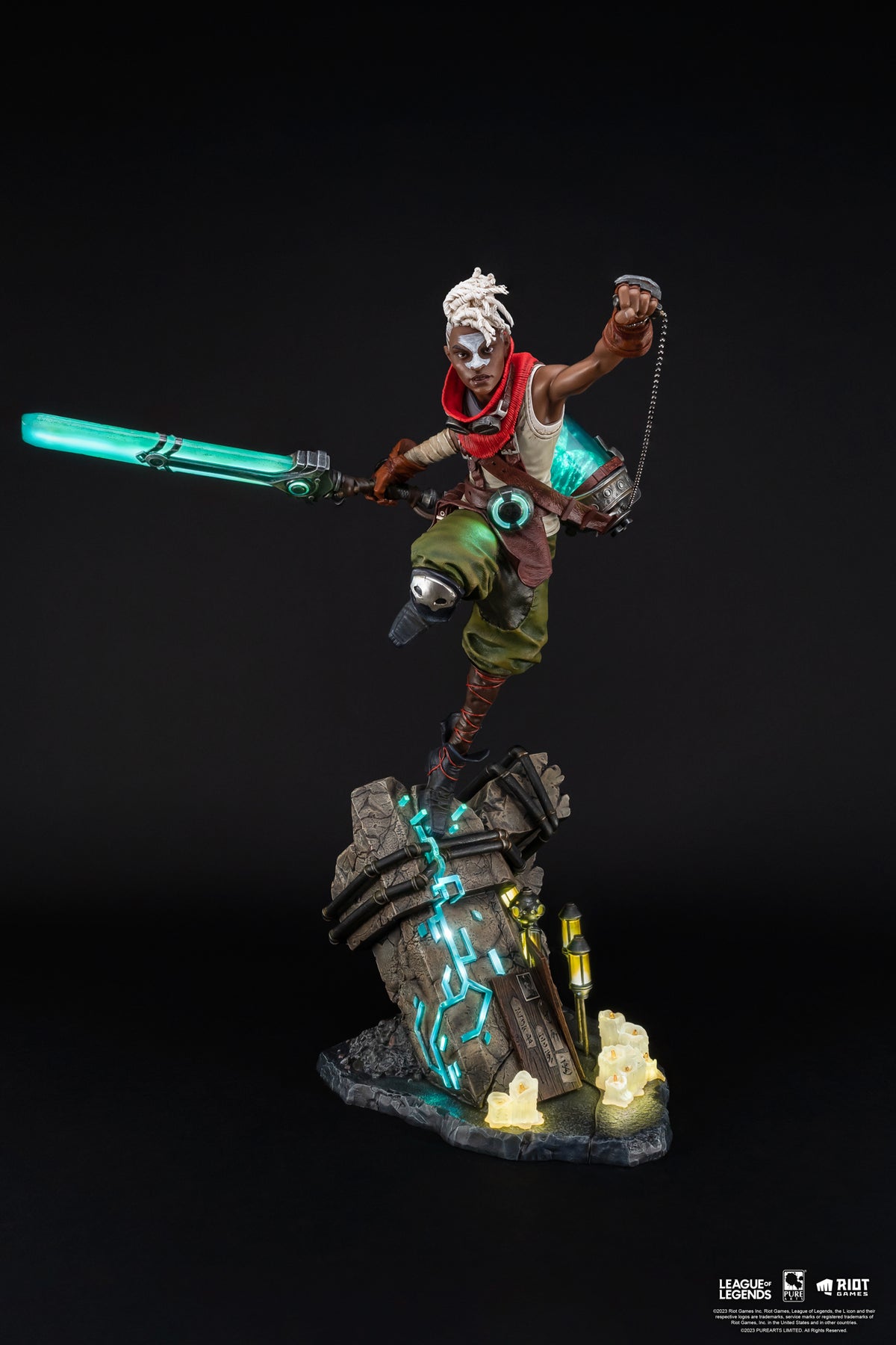 League of Legends - Ekko 1/4 Scale Statue - Spec Fiction Shop