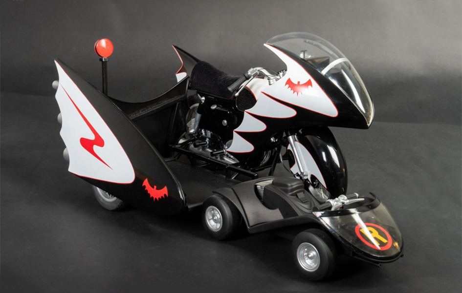 Batman (1966) Batcycle with Sidecar (Ultimate Signature Ed.) 1/6 Scale ...