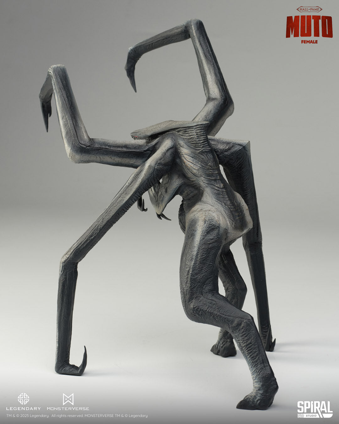 Godzilla (2014) - Muto Female Statue - Spec Fiction Shop