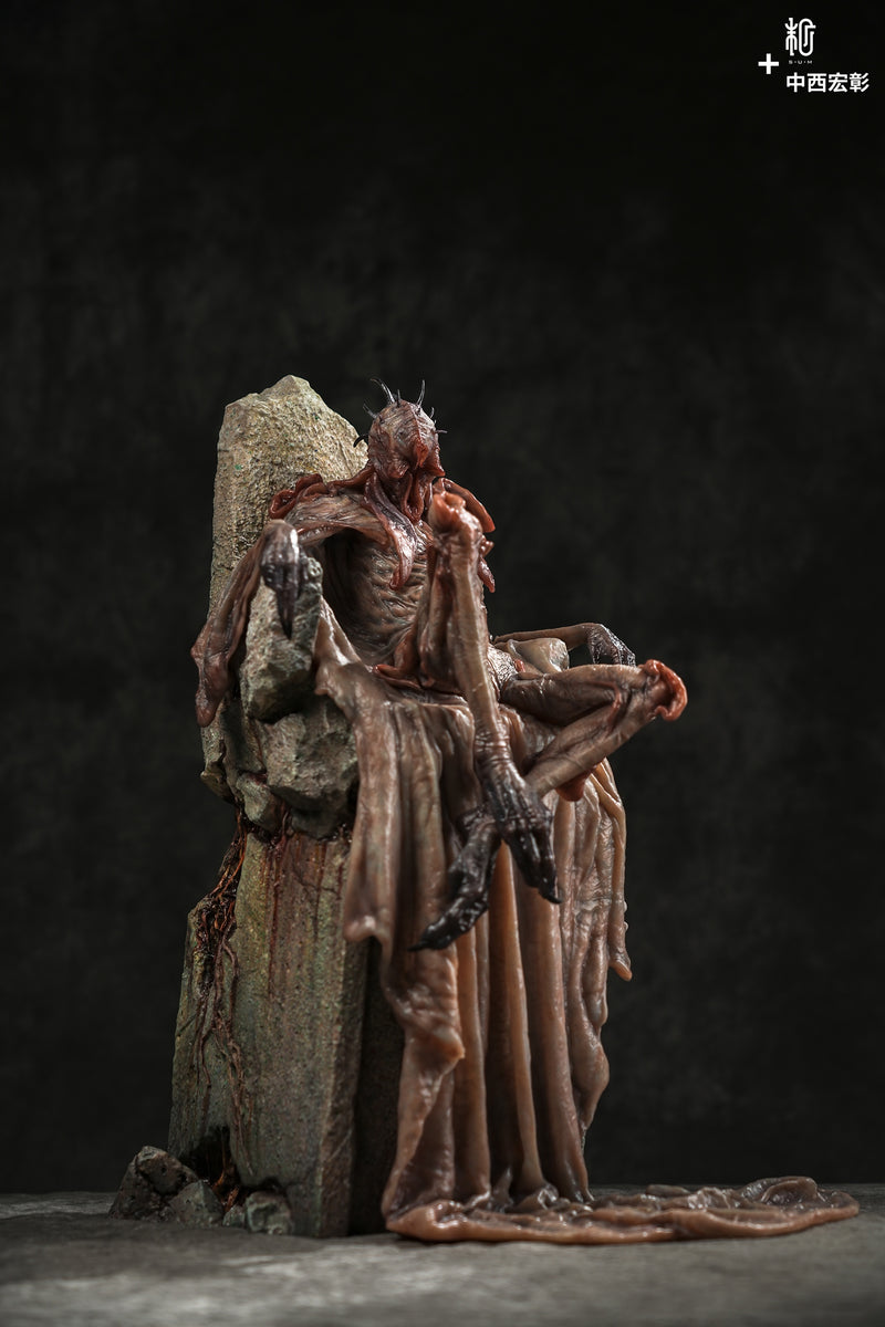 Pleats SUM Version Resin Statue - Spec Fiction Shop