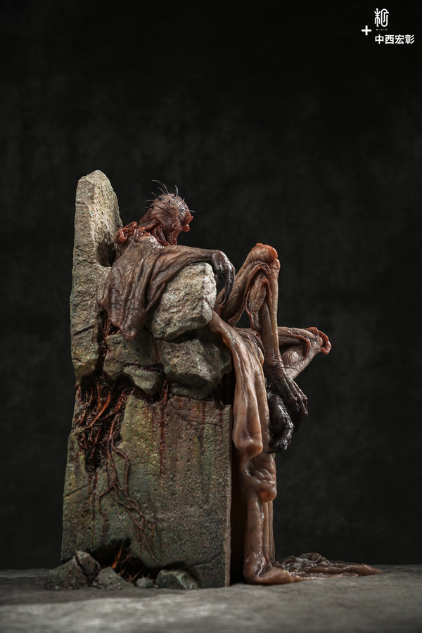 Pleats SUM Version Resin Statue - Spec Fiction Shop