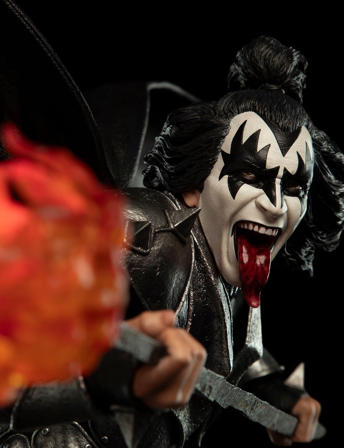 Kiss - The Demon - Destroyer Era (Gene Simmons) 1/4 Scale Statue - Spec ...
