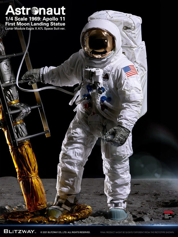 Apollo 11 Astronaut First Moon Landing Statue - Spec Fiction Shop