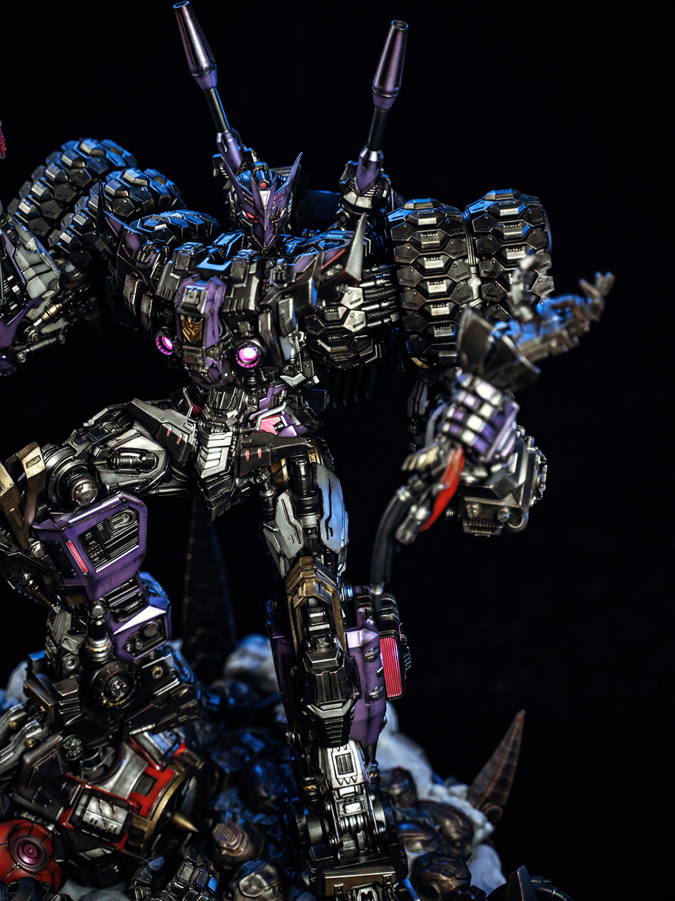 Transformers - Tarn Statue - Spec Fiction Shop