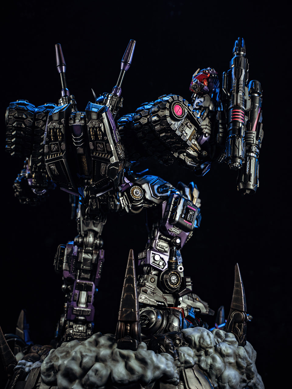 Transformers - Tarn Statue - Spec Fiction Shop