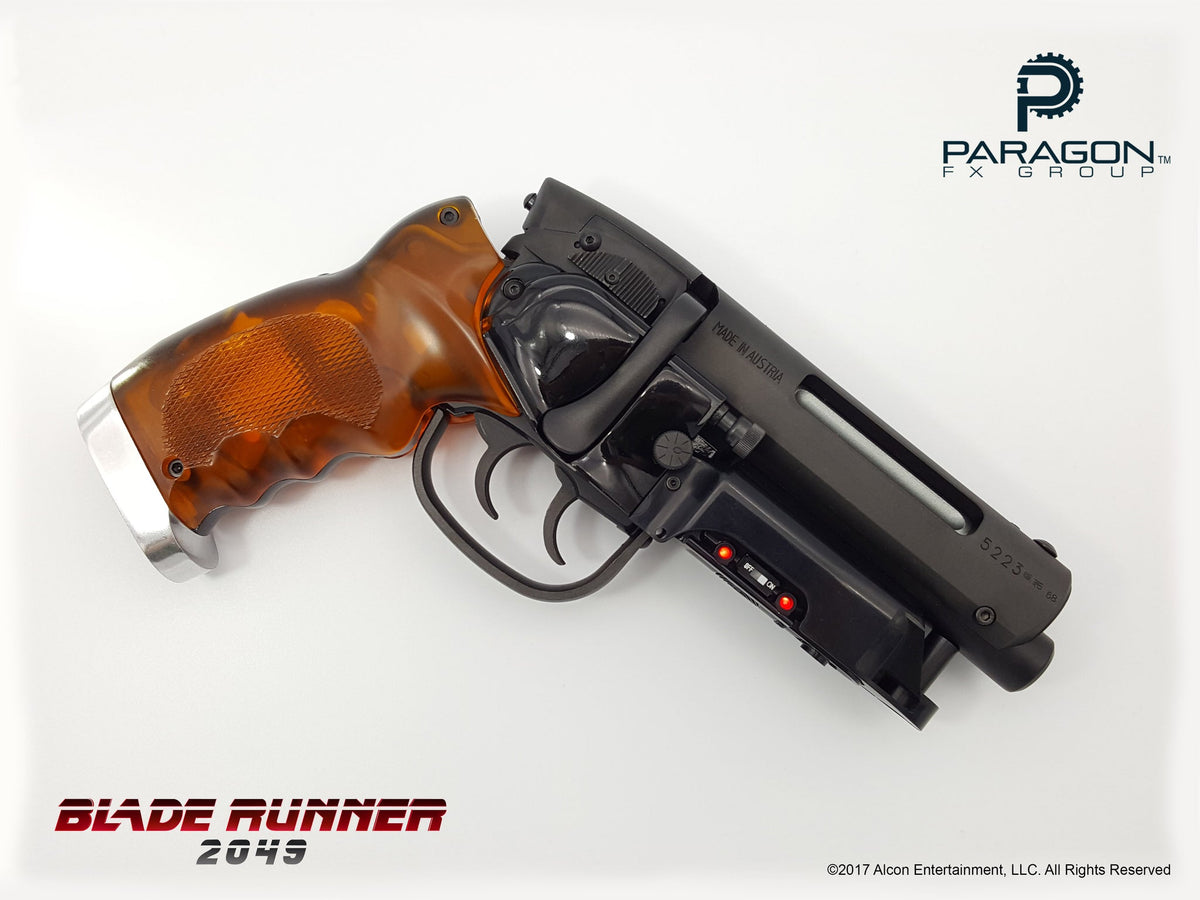 Blade Runner 2049 - Deckard's Hero (Elite) Blaster Replica - Spec ...