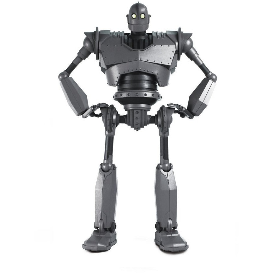 Iron Giant 16-Inch Talking Deluxe Action Figure by MONDO - Spec Fiction ...