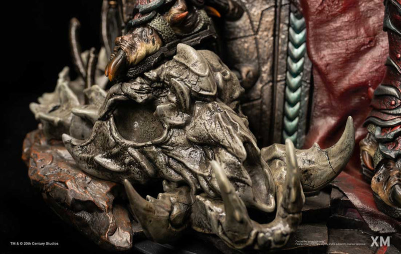 Predator King On Throne 1:3 Scale Statue - Spec Fiction Shop