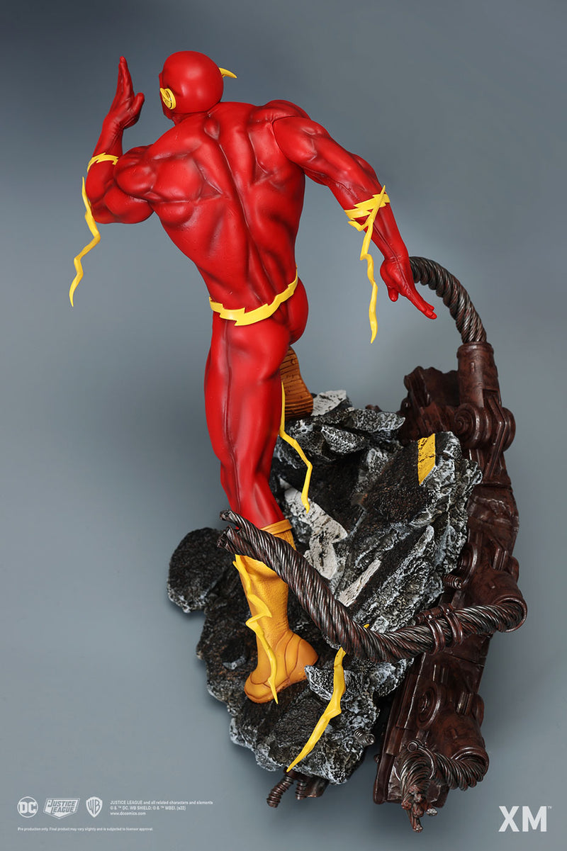 Flash 1/4 Scale Statue - Spec Fiction Shop