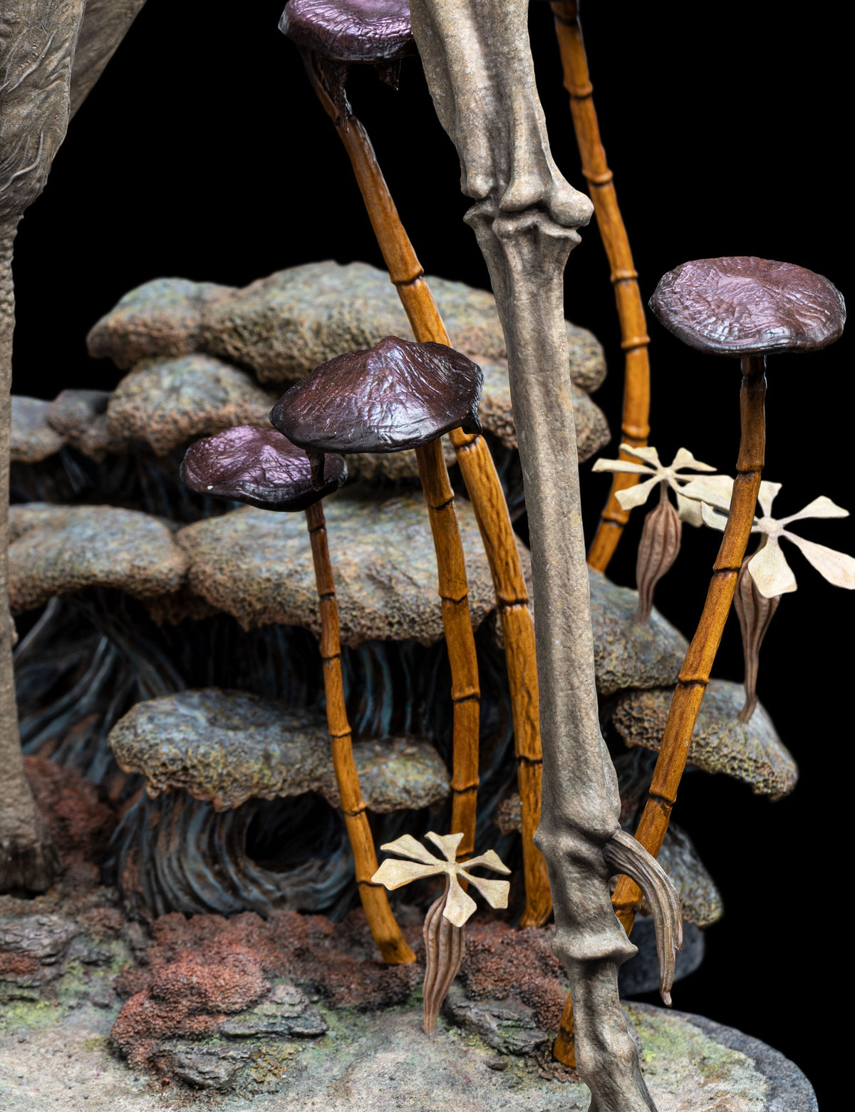 The Dark Crystal - Landstrider 1/6 Scale Statue - Spec Fiction Shop